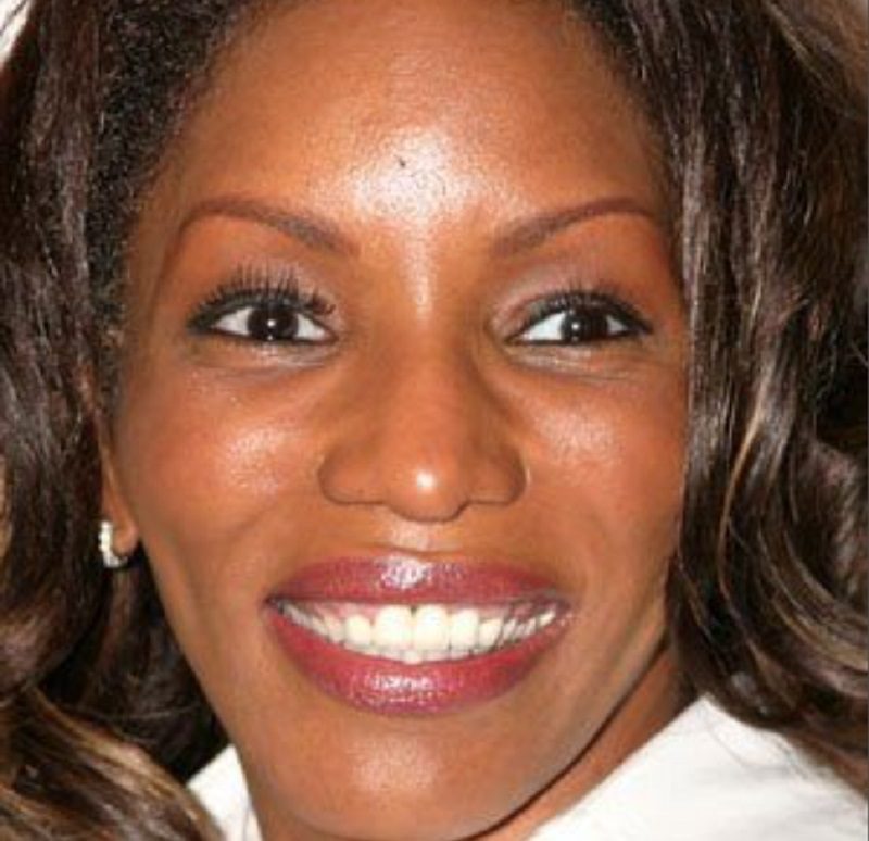 Stephanie Mills – A Brooklyn Native Who Starred in a Legendary Broadway ...